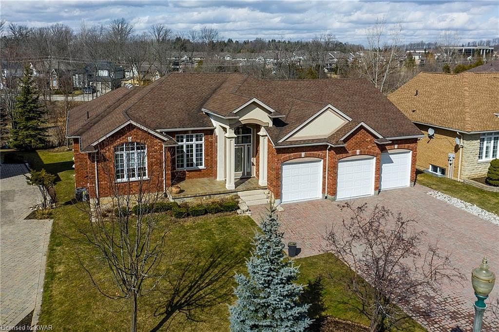 19 Maple Manor Ct, Kitchener, ON N2P 2M1 | Zillow