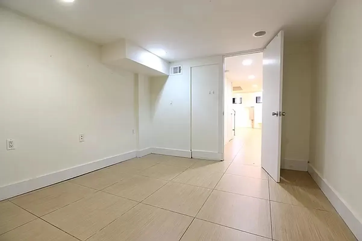 654 Park Place #1FR/A in Crown Heights, Brooklyn | StreetEasy