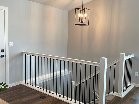 4012 S Home Plate Ave, Sioux Falls, SD 57110 | Zillow