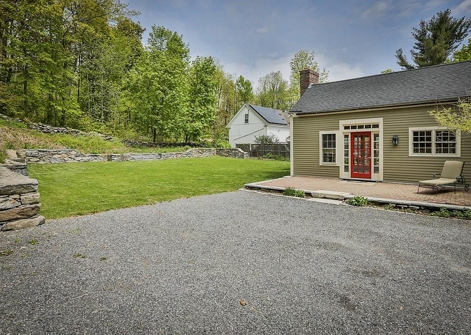 11 Gregory Hill Rd, Princeton, MA 01541 | Zillow