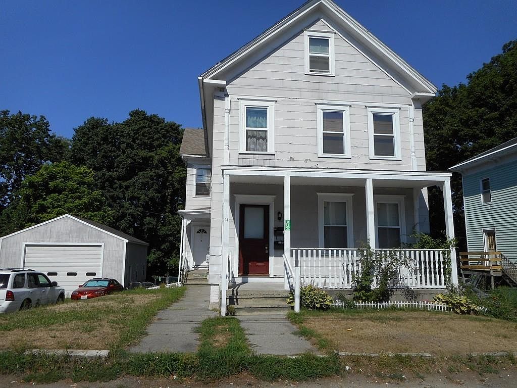 38 West St, Clinton, MA 01510 | Zillow