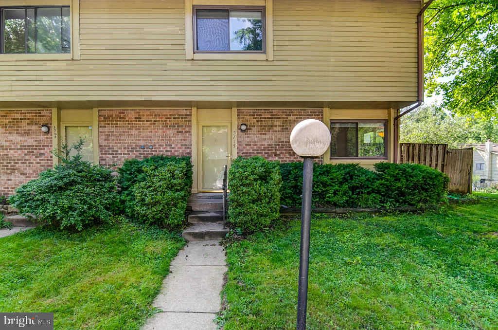 5715 Nordeen Oak Ct, Burke, VA 22015 | Zillow