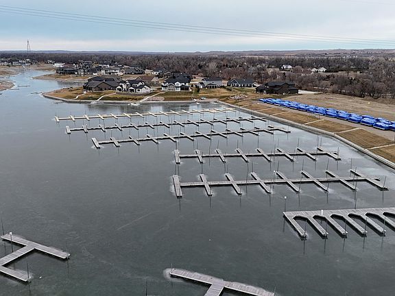 6116 Misty Waters Dr, Bismarck, ND 58503 | MLS #4010886 | Zillow