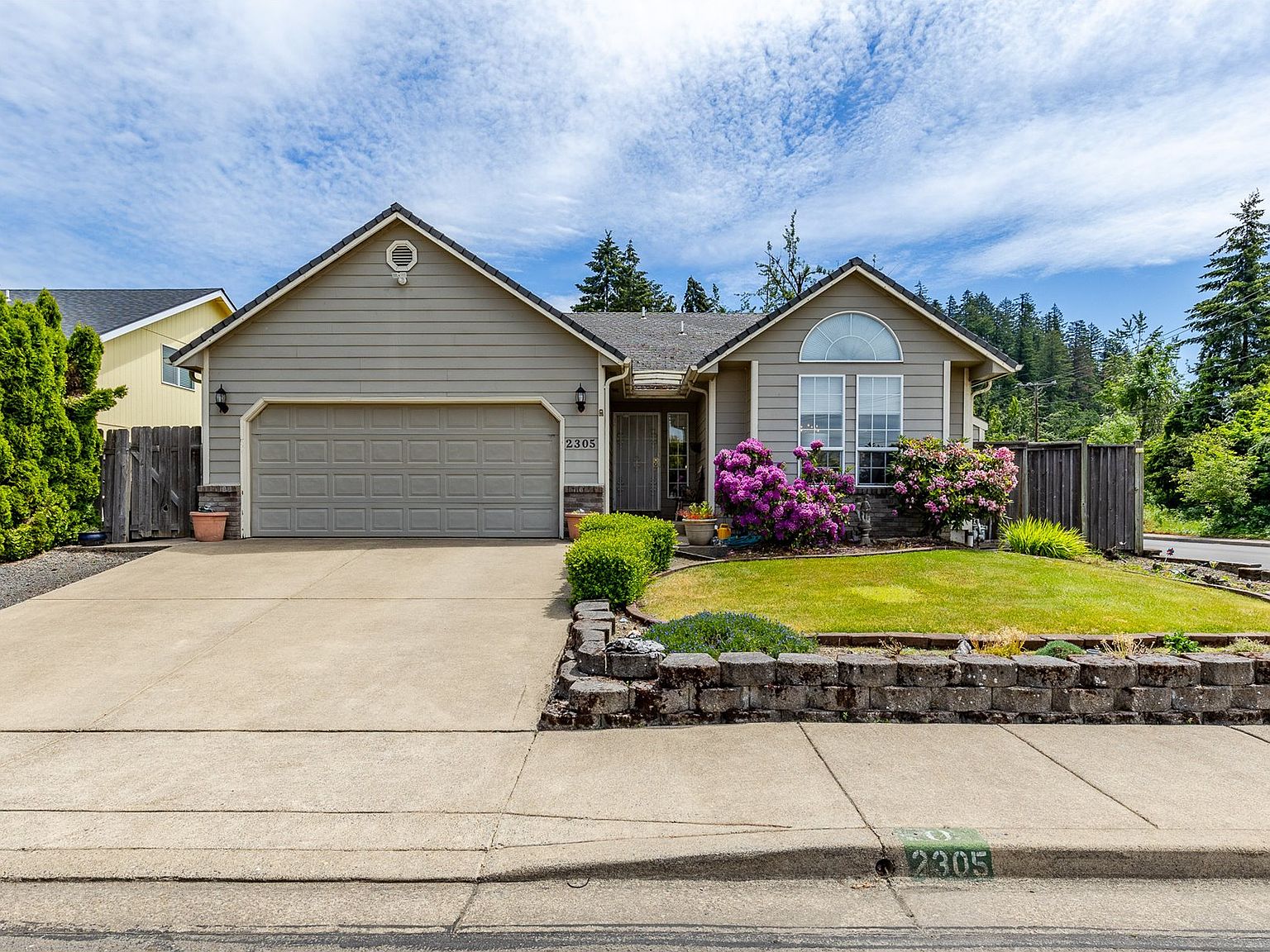 2305 32nd St, Springfield, OR 97477 | Zillow