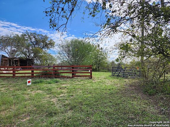 0000 Poteet Jourdanton Fwy, Von Ormy, TX 78073 | MLS #1731033 | Zillow