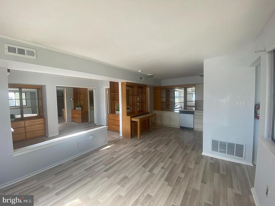 3107 Sherry Ct Voorhees NJ | Zillow