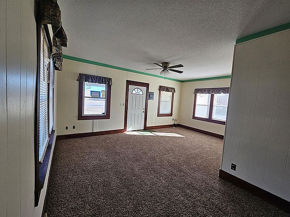 19391 County Road 440, Hopeton, OK 73746 | Zillow