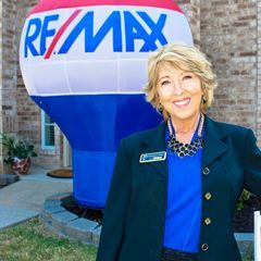 Angelique Nelson | Zillow