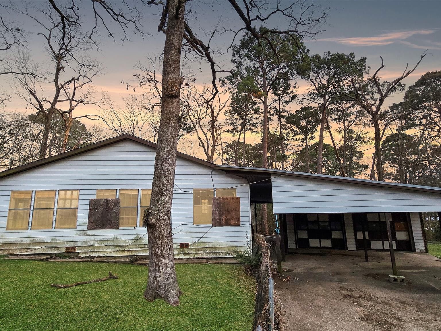 174 Red Bird Cir, Trinity, TX 75862 | Zillow