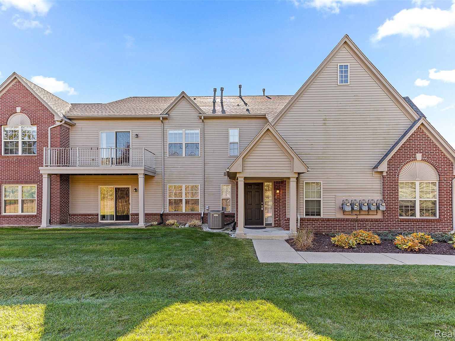 1465 Addington Ln, Ann Arbor, MI 48108 | Zillow