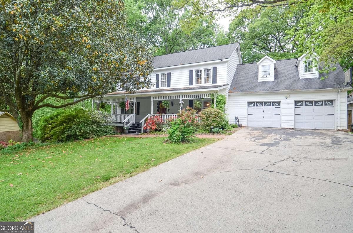 5500 Georgetown Trce SW, Lilburn, GA 30047 | Zillow