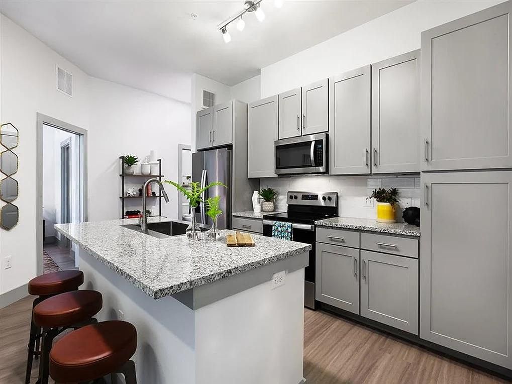 9710 Spectrum Dr, Austin, TX 78717 | Zillow