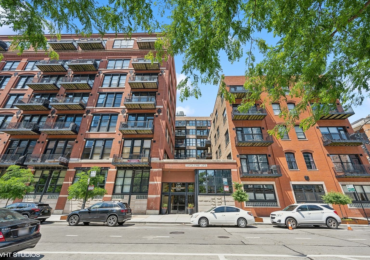 226 N Clinton St APT 715, Chicago, IL 60661 | Zillow
