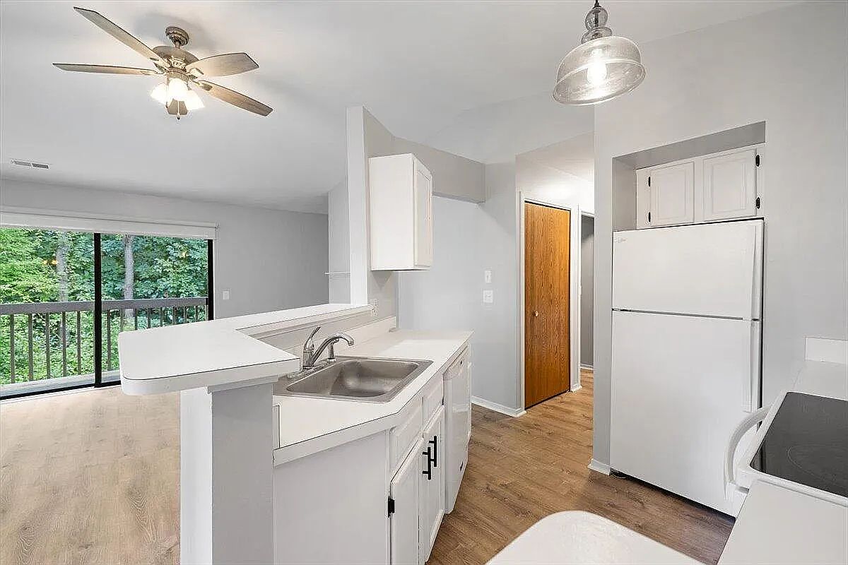 408 Spring Brooke Dr #55, Brighton, MI 48116 | Zillow