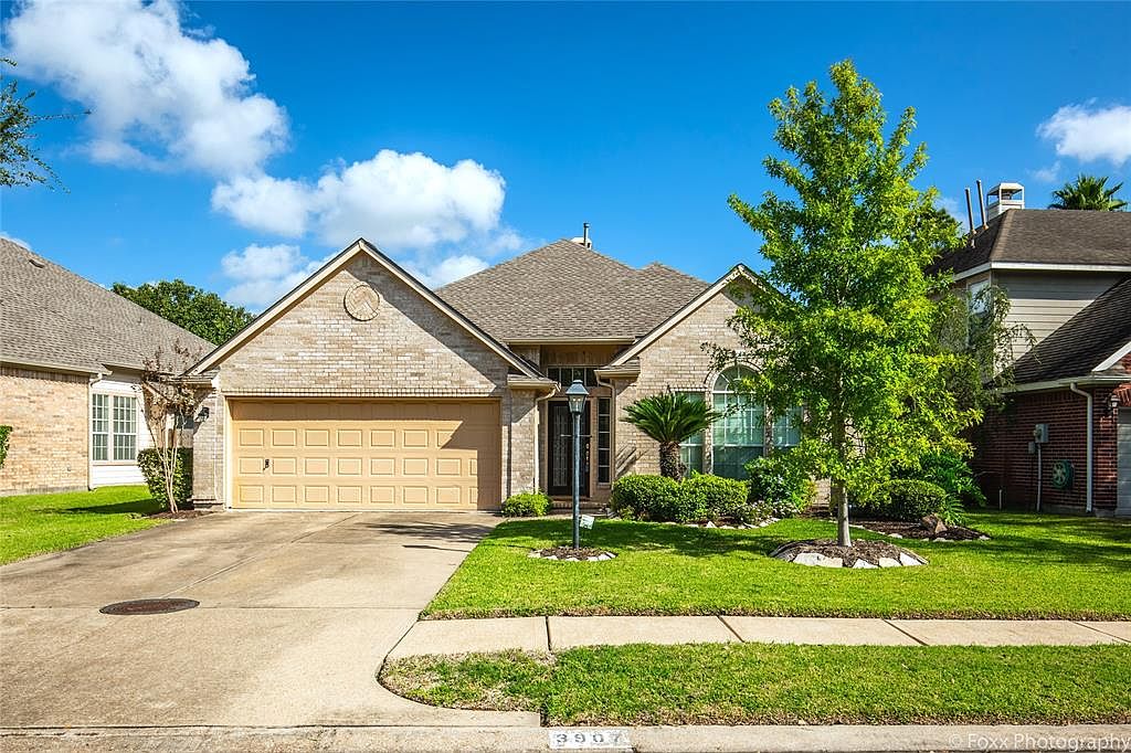 3907 Shadow Cove Dr, Houston, TX 77082 | Zillow