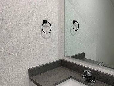 7396 Aaron St, Parkville, MO 64152 | Zillow