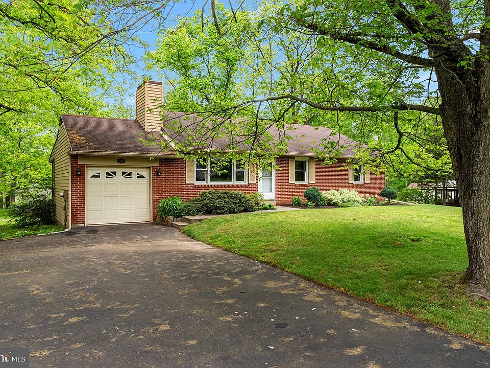 2382 Lenhart Rd, Colmar, PA 18915 | Zillow