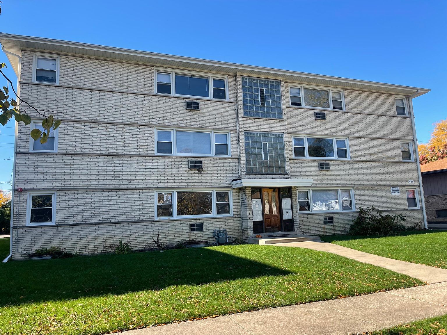 420 Beach Ave #2C, La Grange Park, IL 60526 | Zillow