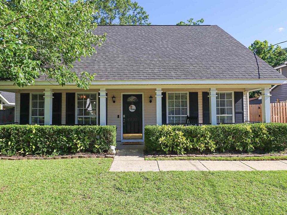 6255 Cottage Crest Ln, Mobile, AL 36609 | Zillow