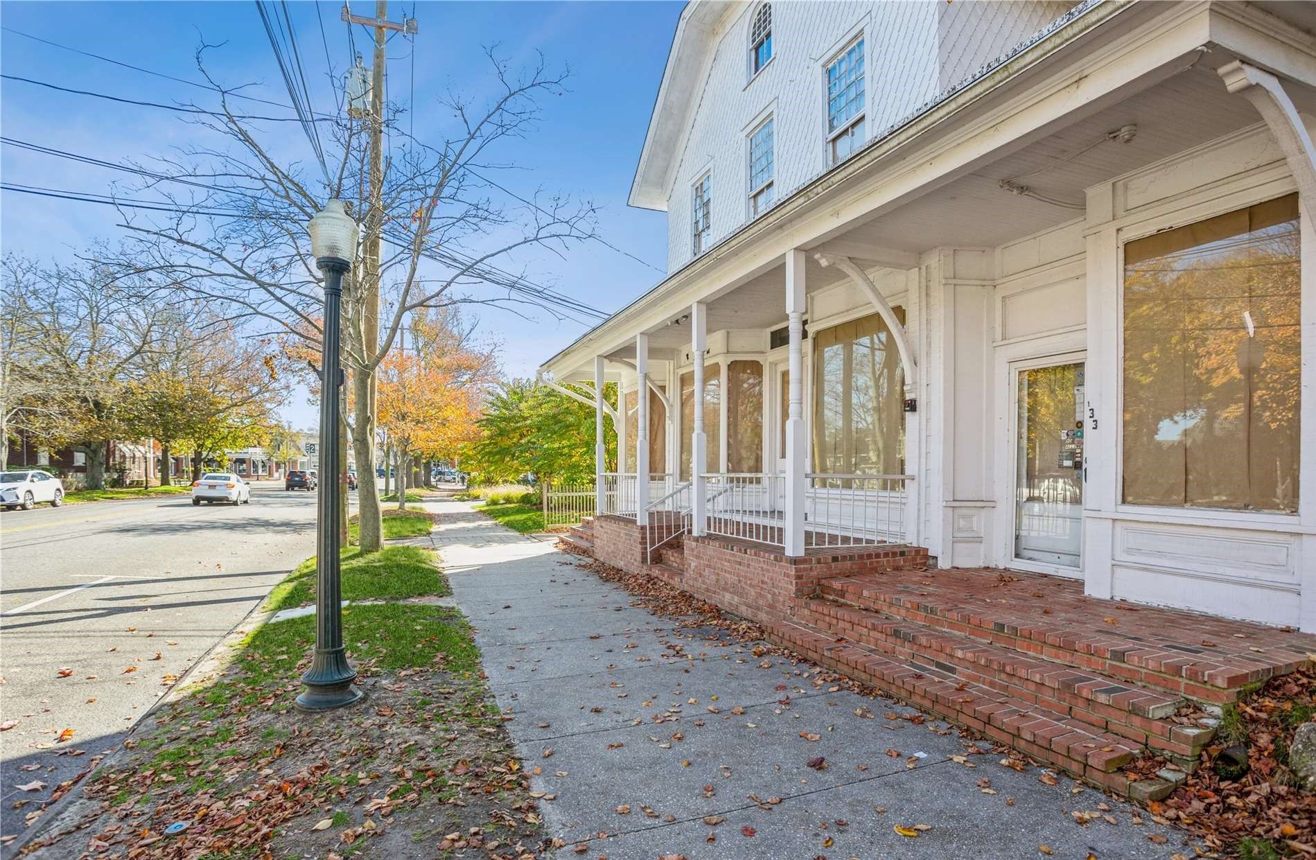 131 Main St, Southampton, NY 11968 | Out East