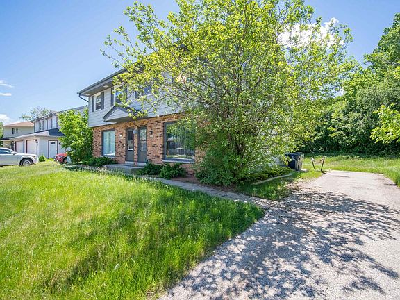 10741 West Wren AVENUE UNIT 10743, Milwaukee, WI 53225 | MLS #1879201 ...