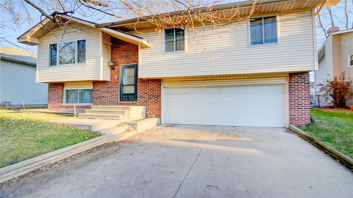 3546 Dove Dr, Decatur, IL 62526 | Zillow