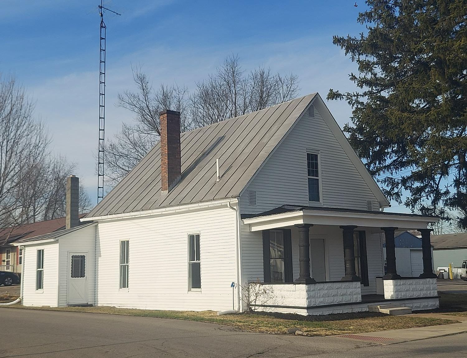 151 N Main St, Peebles, OH 45660 | Zillow