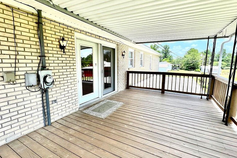 8255 Keavy Rd, Keavy, KY 40737 | Zillow