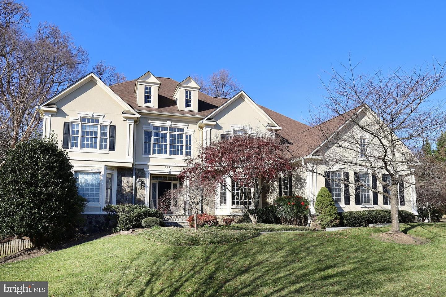 3237 Foxvale Dr, Oakton, VA 22124 | Zillow