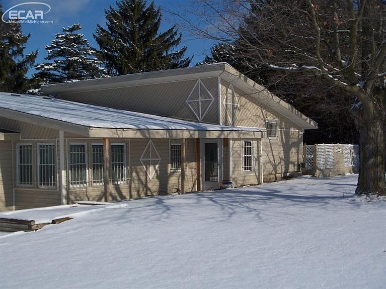 11008 Morrish Rd, Montrose, MI 48457 | Zillow