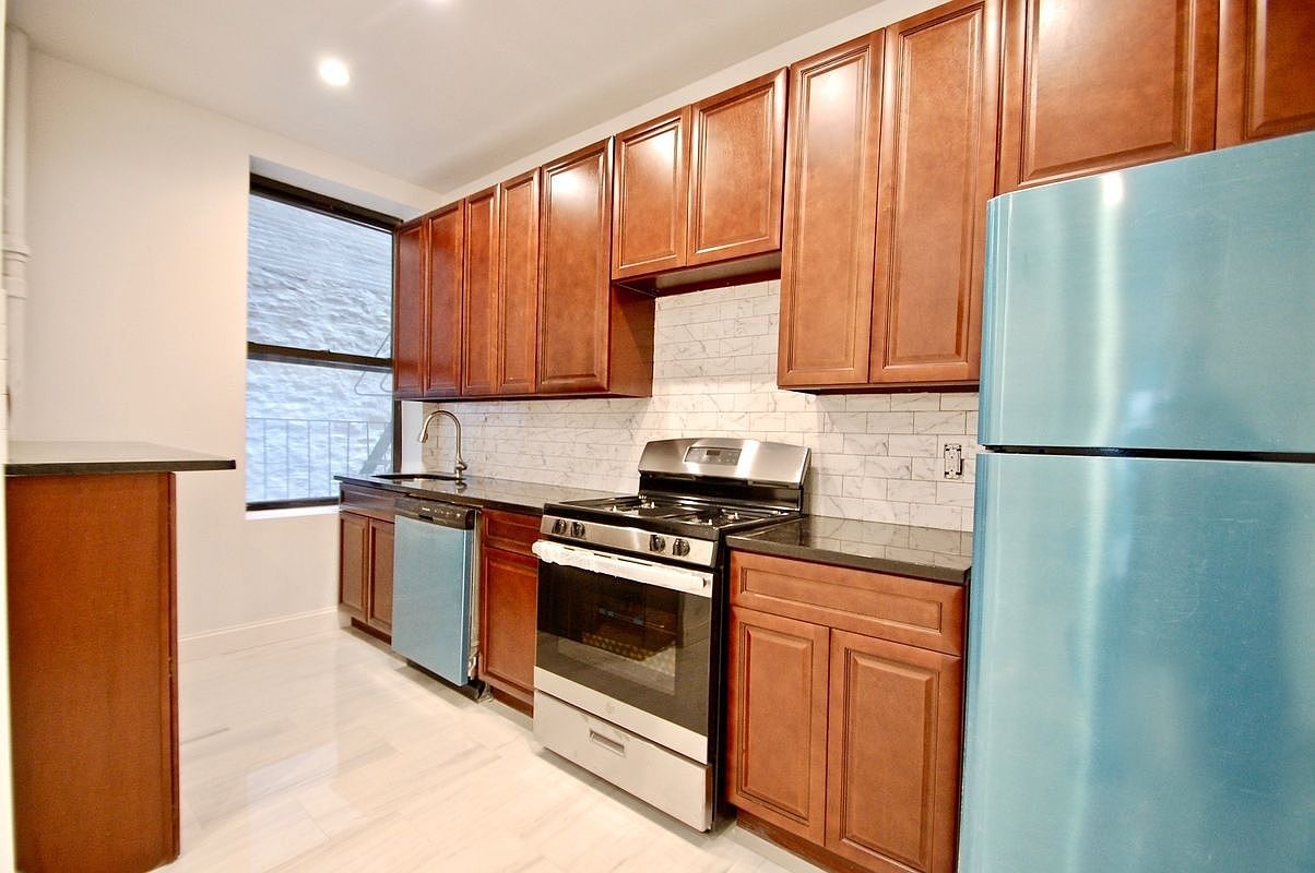 676 Riverside Dr APT 1A, New York, NY 10031 | Zillow