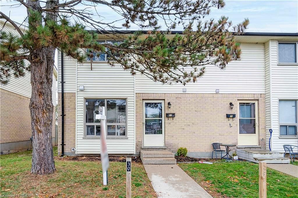 355 Sandringham Cres #32, London, ON N6C 5K3 | Zillow