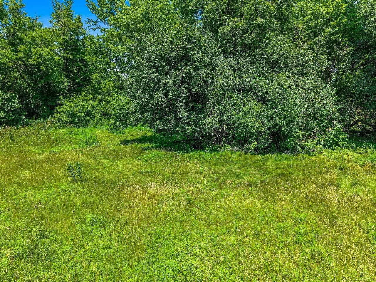 OutlotC East PRETTY LAKE ROAD, Dousman, WI 53118 | MLS #1928391 | Zillow