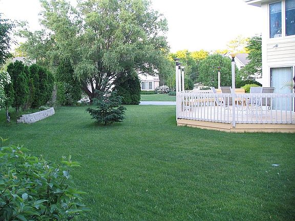 14520 W Maylore Ct, New Berlin, WI 53151 | Zillow