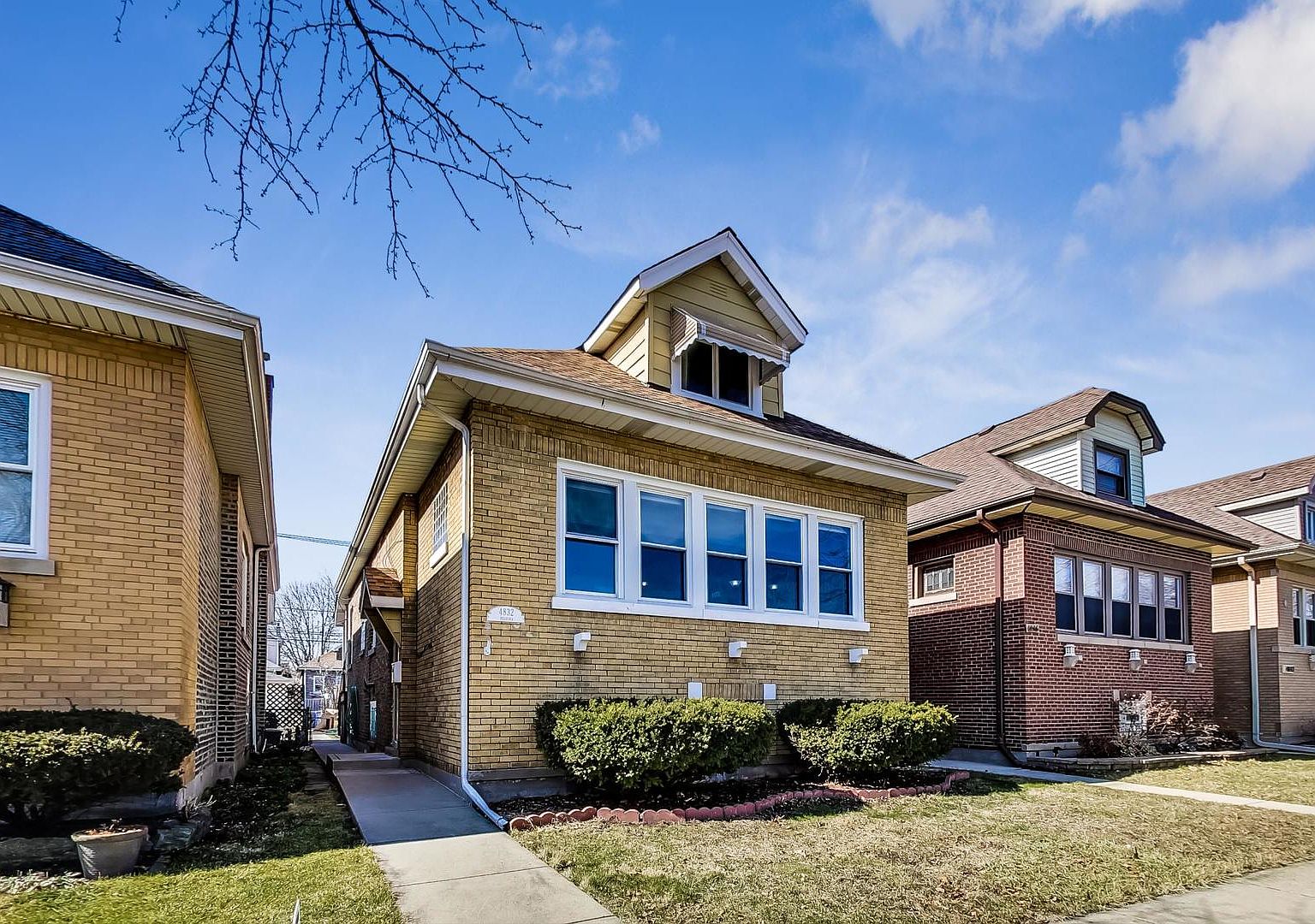 4832 N Melvina Ave, Chicago, IL 60630 | Zillow