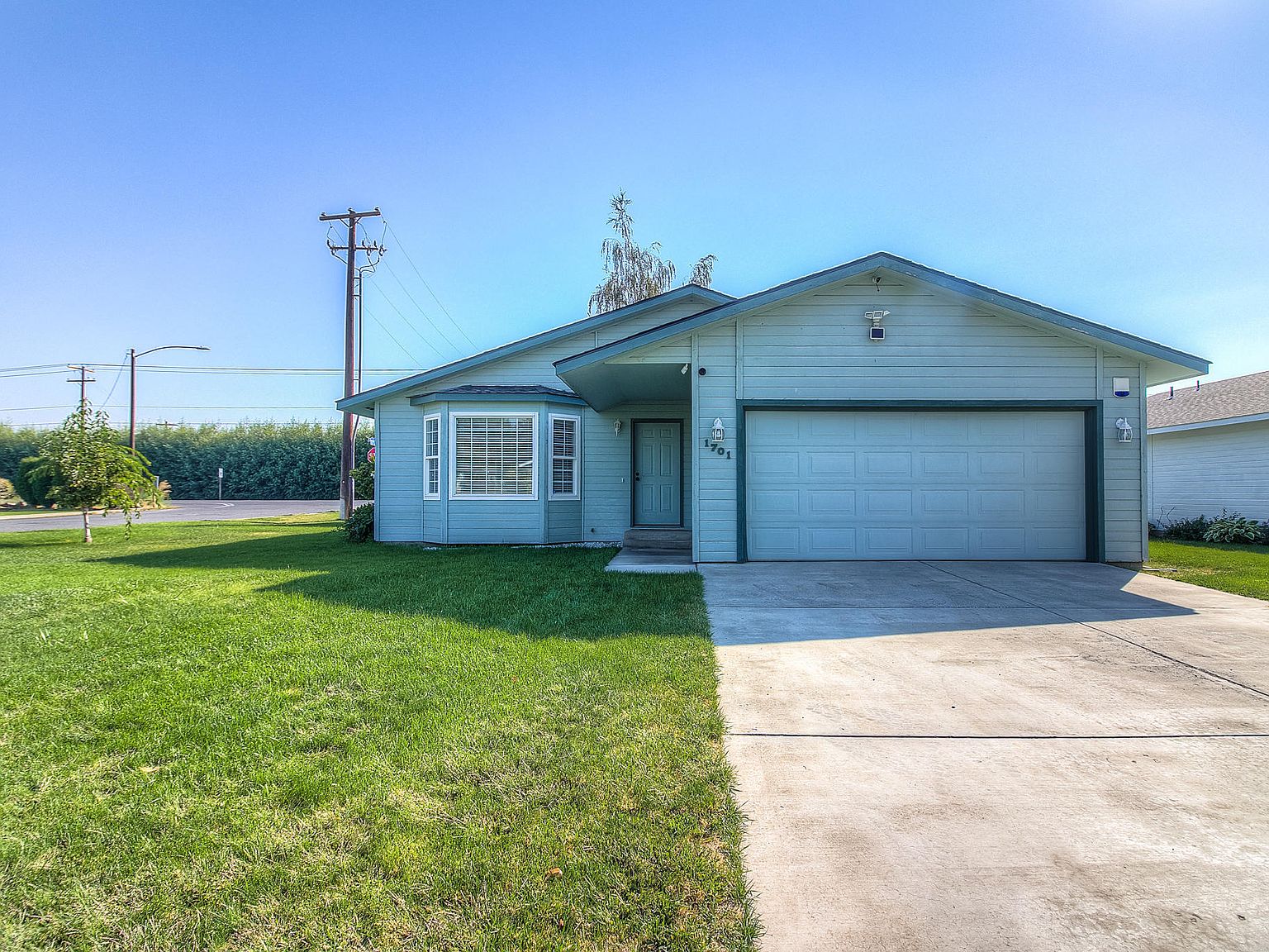 1701 Fremont Dr, Yakima, WA 98908 | Zillow