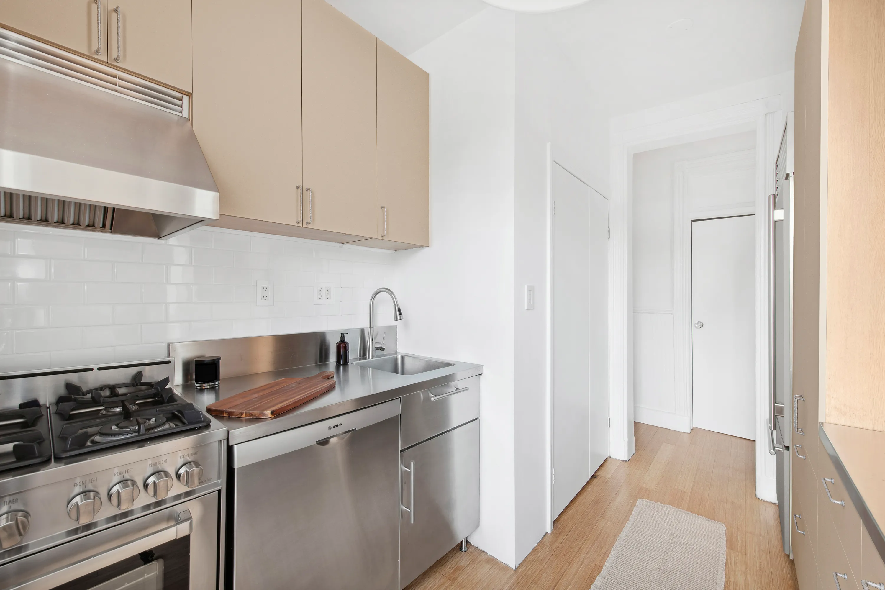 99 State Street #4EE in Brooklyn Heights, Brooklyn | StreetEasy
