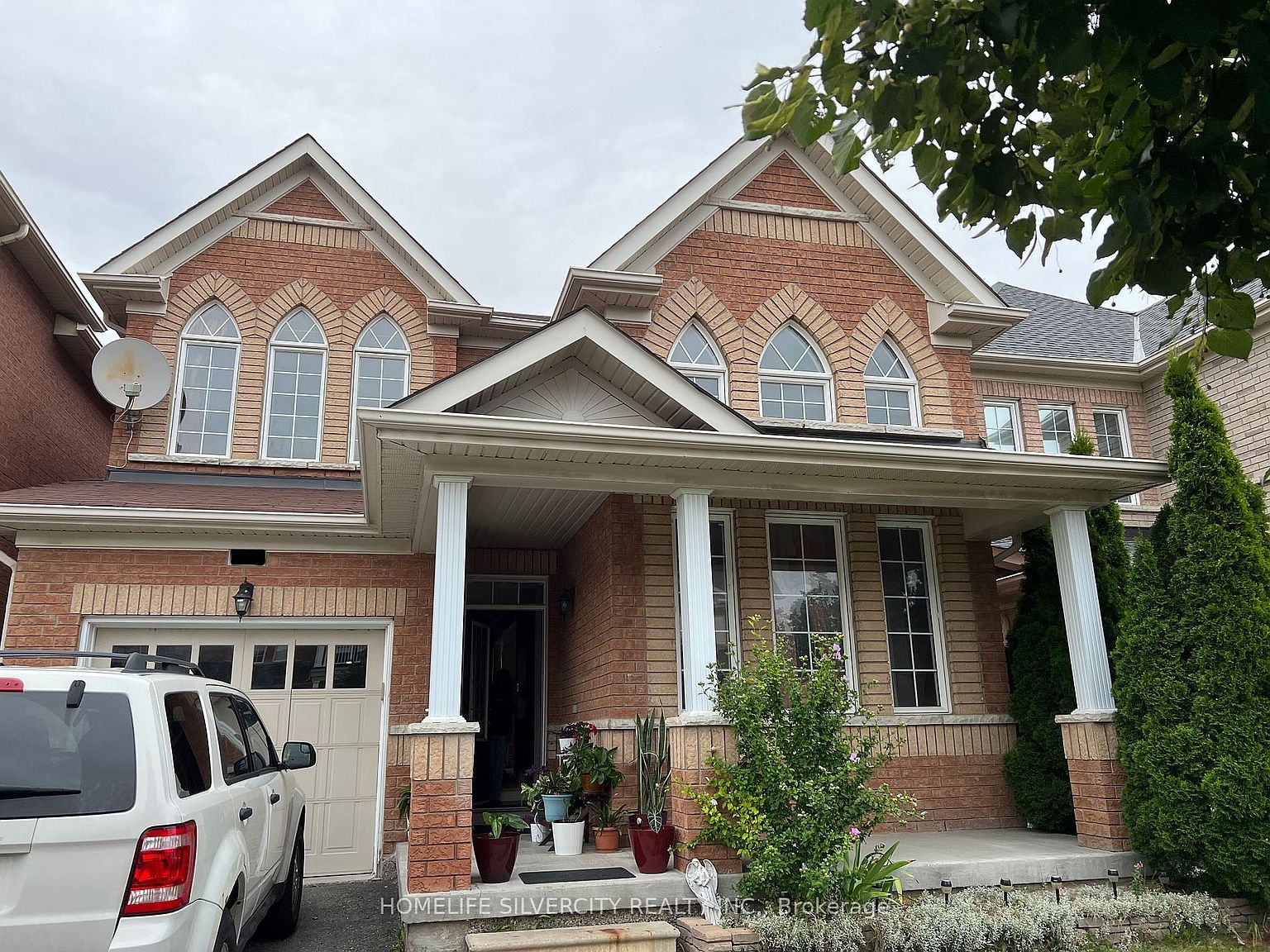 173 Rizal Ave, Markham, ON L6B 0E7 | Zillow