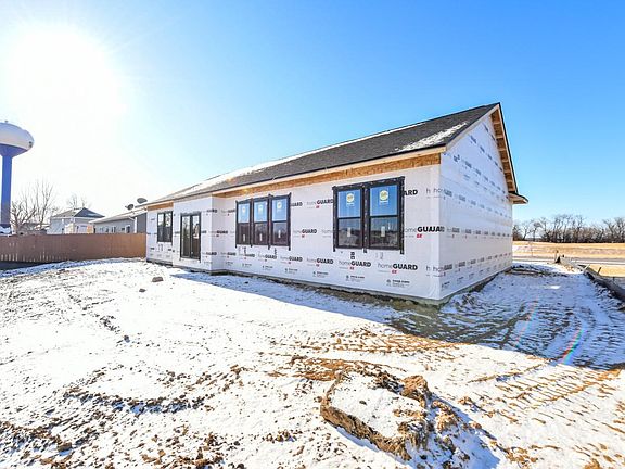 215 North Autumn DRIVE UNIT Lt49, Delavan, WI 53115 | MLS #1892057 | Zillow