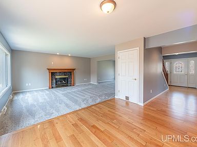 2836 Granite Pointe Dr, Marquette, MI 49855 | Zillow