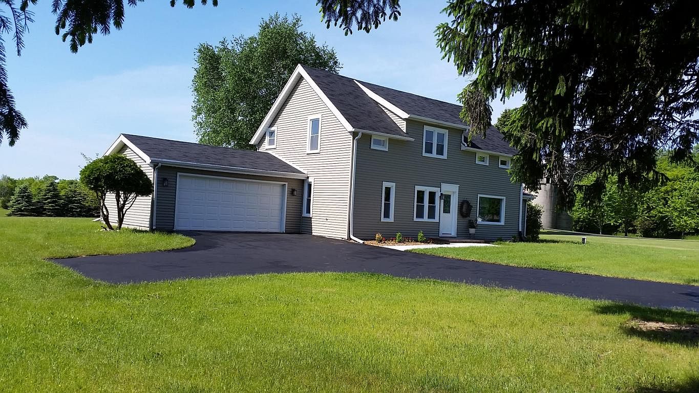 1731 Maple Dale Rd, West Bend, WI 53090 | Zillow