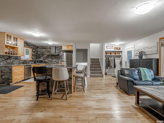 1901 Morgan AVENUE, Saskatoon, SK S7J 2C9 | MLS #SK975102 | Zillow