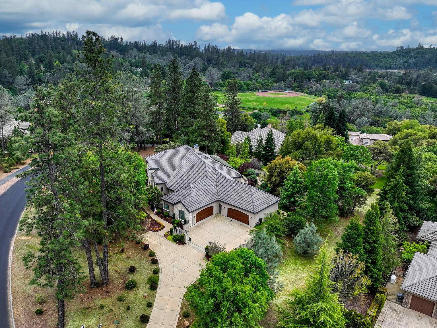 2647 Pinnacle View Dr, Meadow Vista, CA 95722 | MLS #20241665 | Zillow