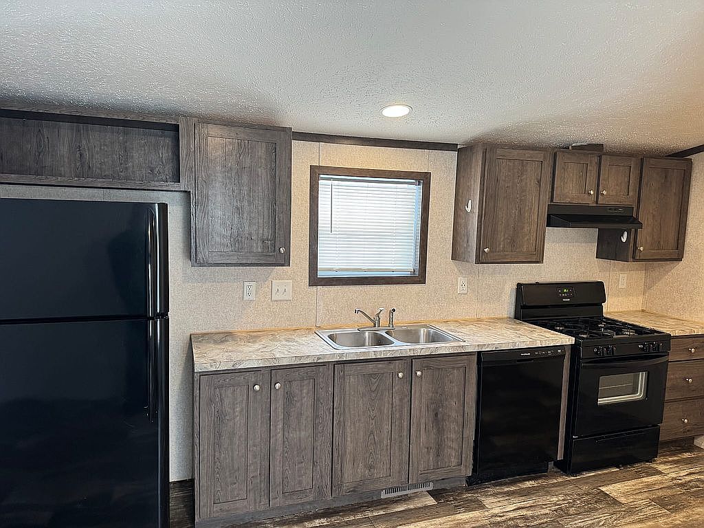 811 Georgina Dr, Derry, PA 15627 | Zillow