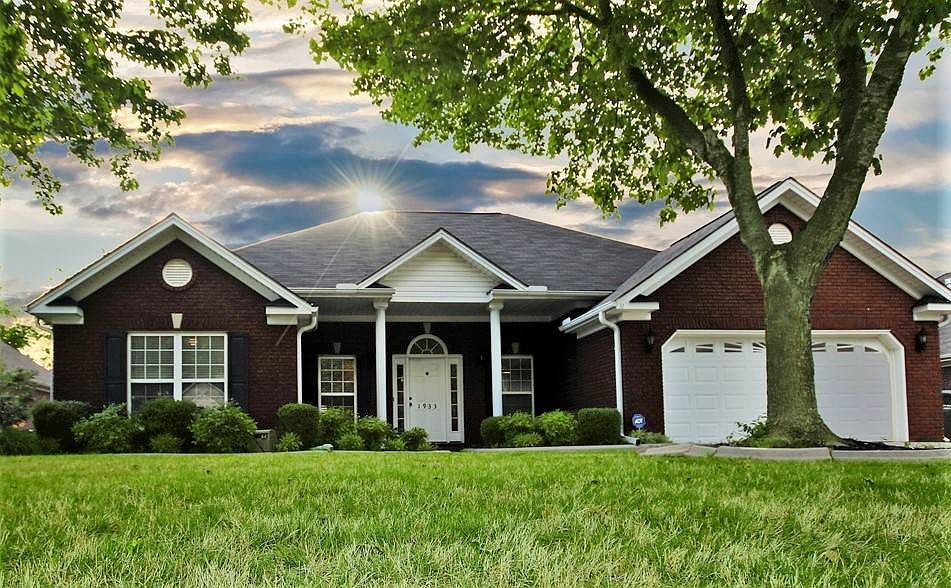 1933 Red Sunset Dr, Decatur, AL 35603 | Zillow