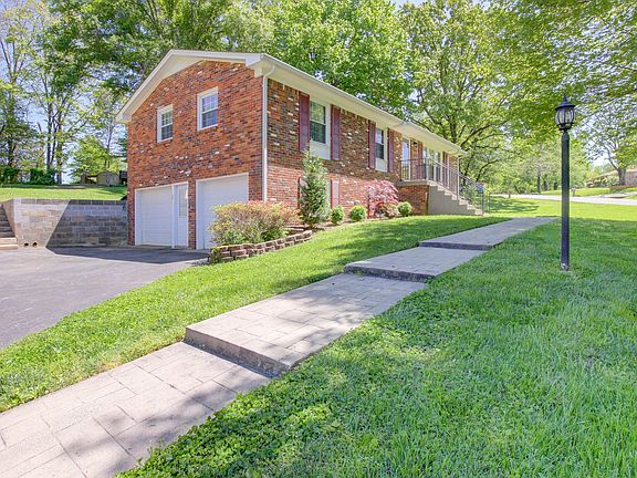 1293 Jostin Dr, Clarksville, TN 37040 | MLS #2646661 | Zillow