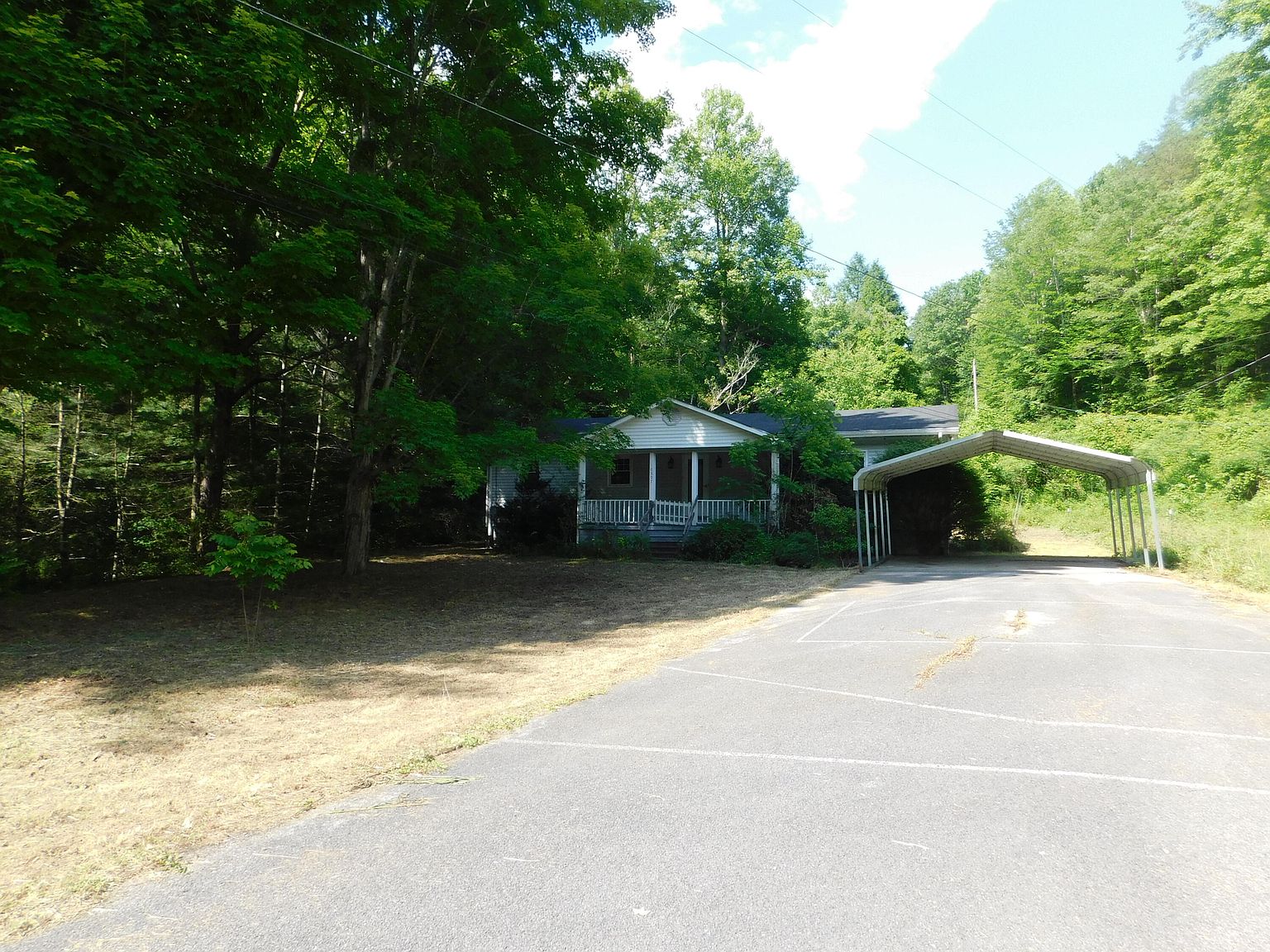 10897 E Highway 221, Bledsoe, KY 40810 | Zillow