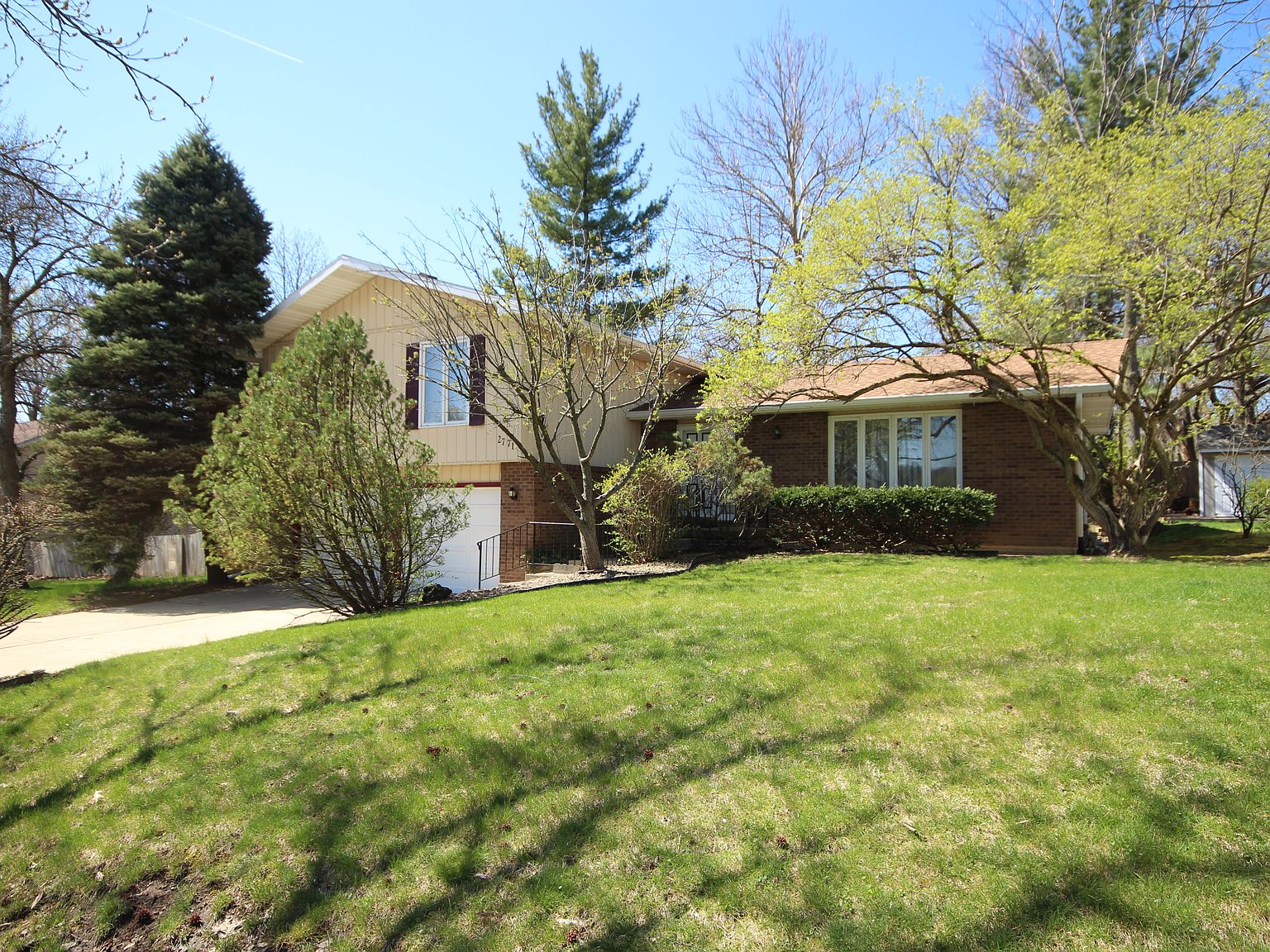 2771 Forrest Green Dr, Decatur, IL 62521 | Zillow