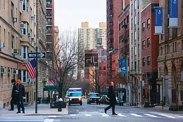 StreetEasy: Chadwin House at 140 Seventh Avenue in Chelsea, #3 - Sales ...