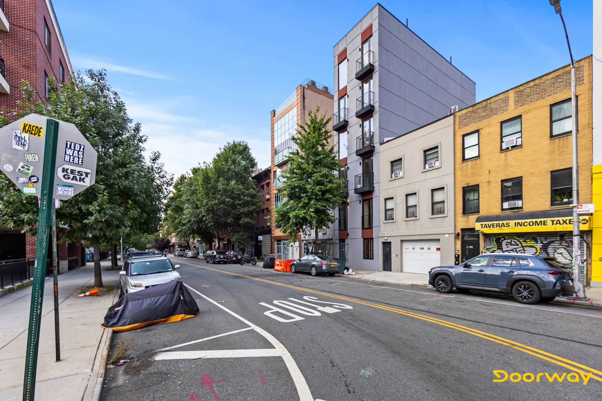 467 Grand Street #3A in Williamsburg, Brooklyn | StreetEasy